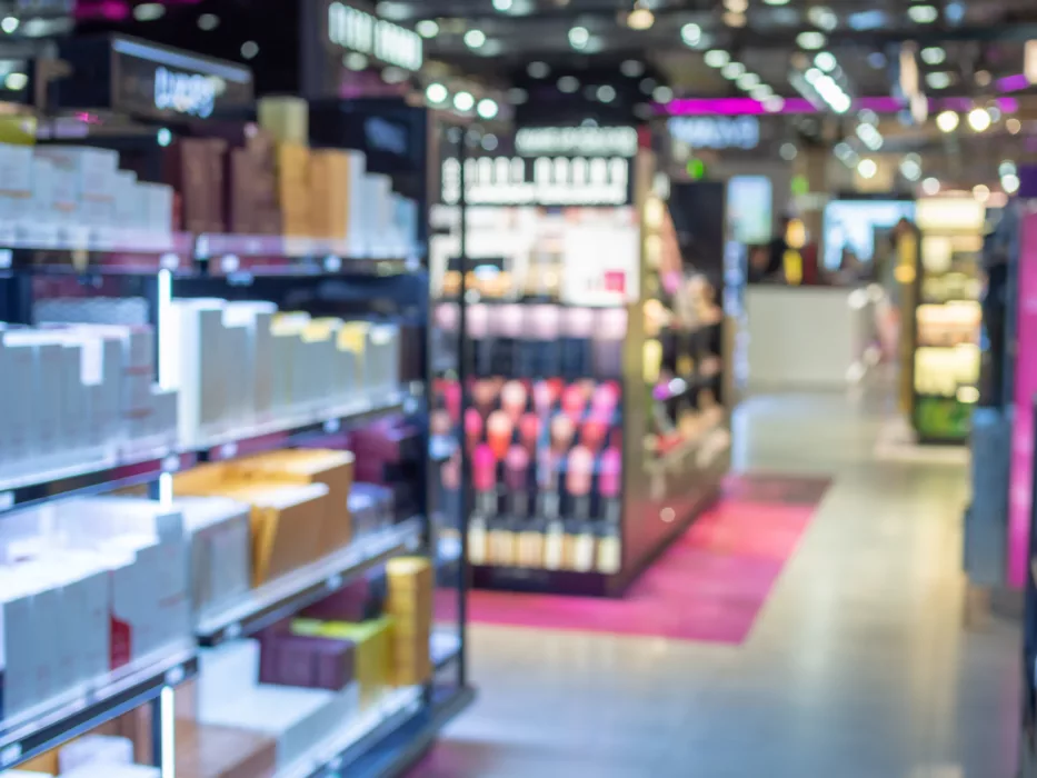 Temporary vs Permanent Retail Displays - Frank Mayer